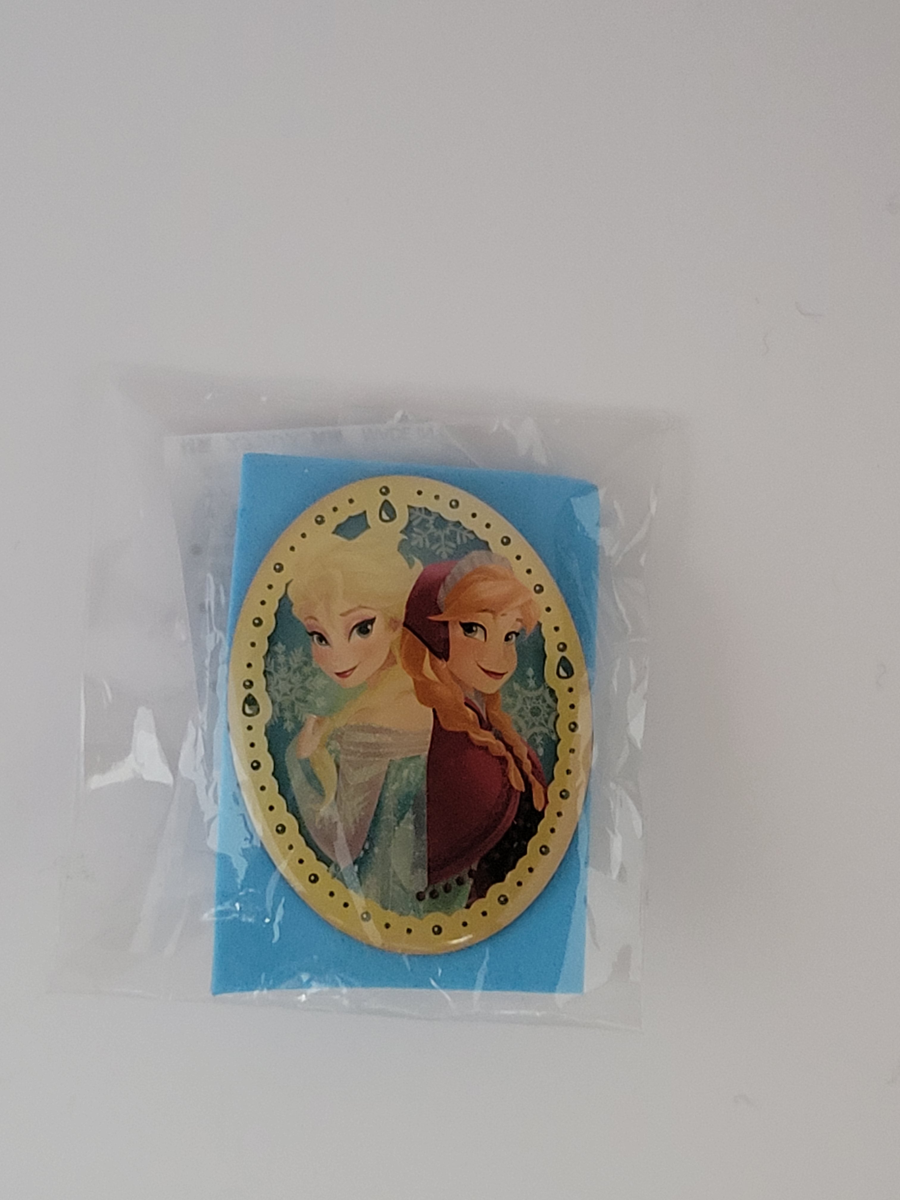DOC - Disney On Classic 2016 Pin - Anna and Elsa from Frozen Japan Exc ...